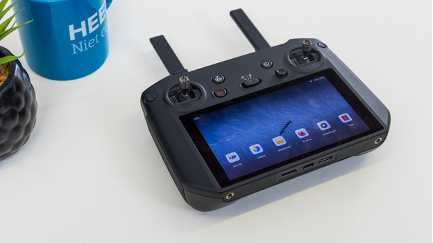 Expert review of the DJI RC Pro Remote - Coolblue - anything for a smile