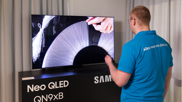 Expert review of the Samsung Neo QLED QN95B - Coolblue - anything for a ...