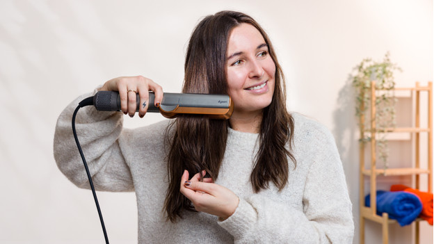 Get started with your hair straightener - Coolblue - anything for a smile