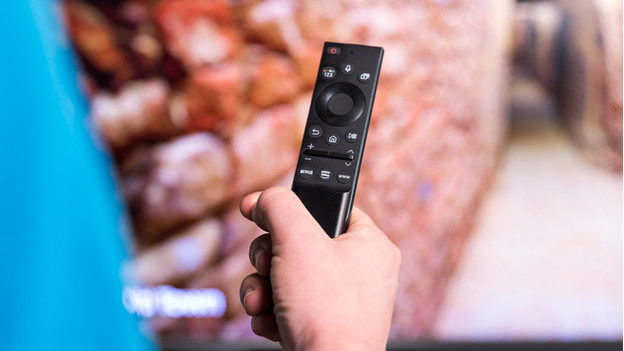 Expert review Samsung QLED Q64B - Coolblue - anything for a smile