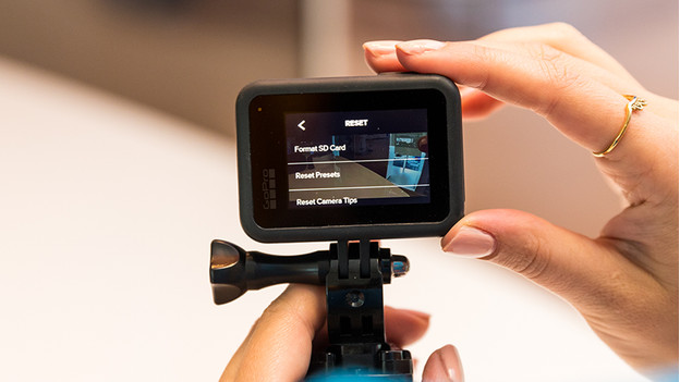 How do you set up your GoPro HERO 8 Black? - Coolblue - anything for a ...