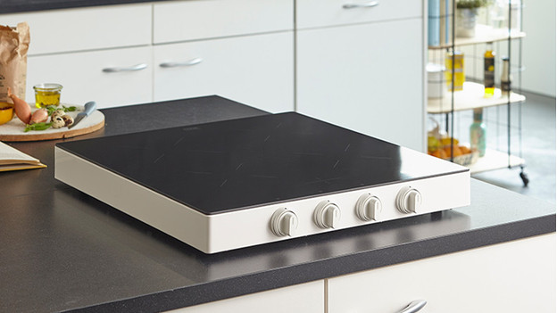 How do you cook on a ceramic cooktop? - Coolblue - anything for a smile