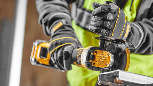 What's the DeWalt 18V XR battery platform? - Coolblue - anything for a ...