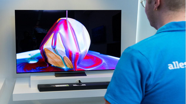 Expert review LG C2 OLED TV - Coolblue - anything for a smile