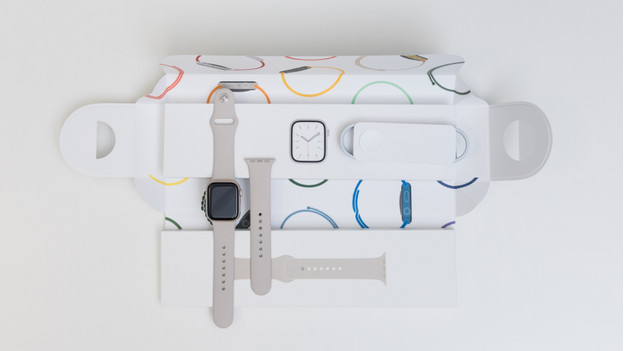 Everything on the Apple Watch Series 7 - Coolblue - anything for a smile