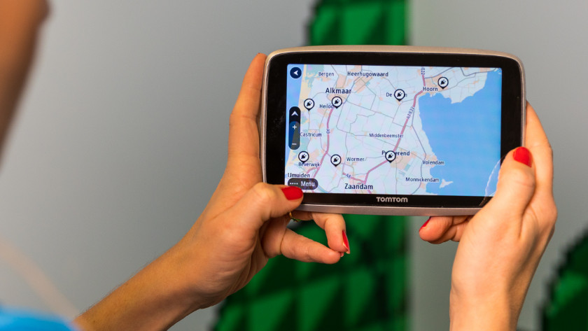 How do I connect TomTom MyDrive to my smartphone? - Coolblue - anything ...
