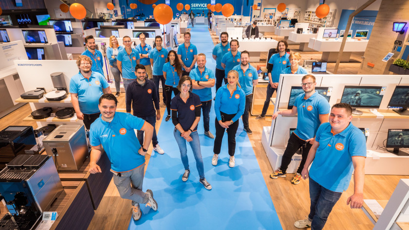 Store in Brugge - Coolblue - anything for a smile