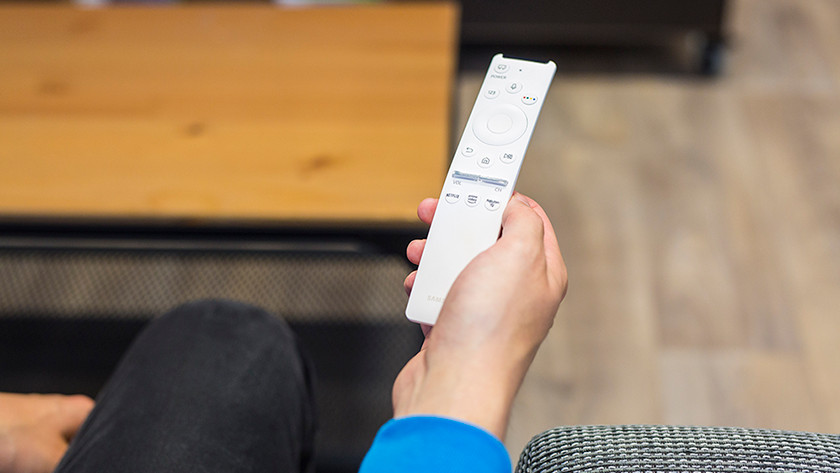 Expert review of the Samsung The Frame - Coolblue - Before 23:59 ...