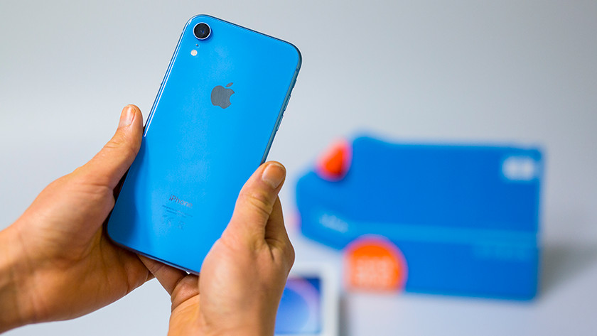 Apple iPhone Xr in use - Coolblue - Before 23:59, delivered tomorrow