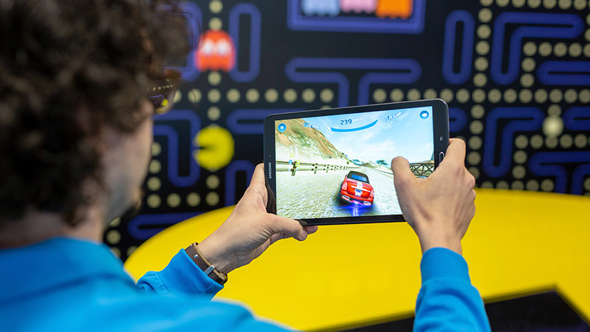 What determines the speed of a tablet? - Coolblue - anything for a smile