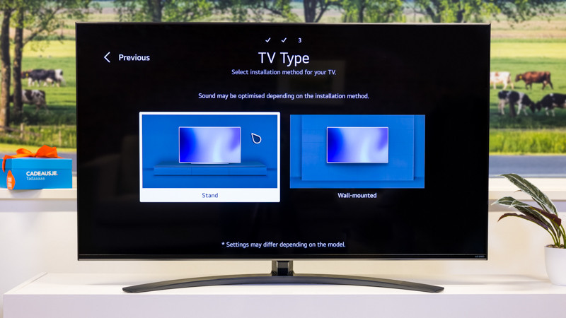 How do you set up your LG television? - Coolblue - anything for a smile