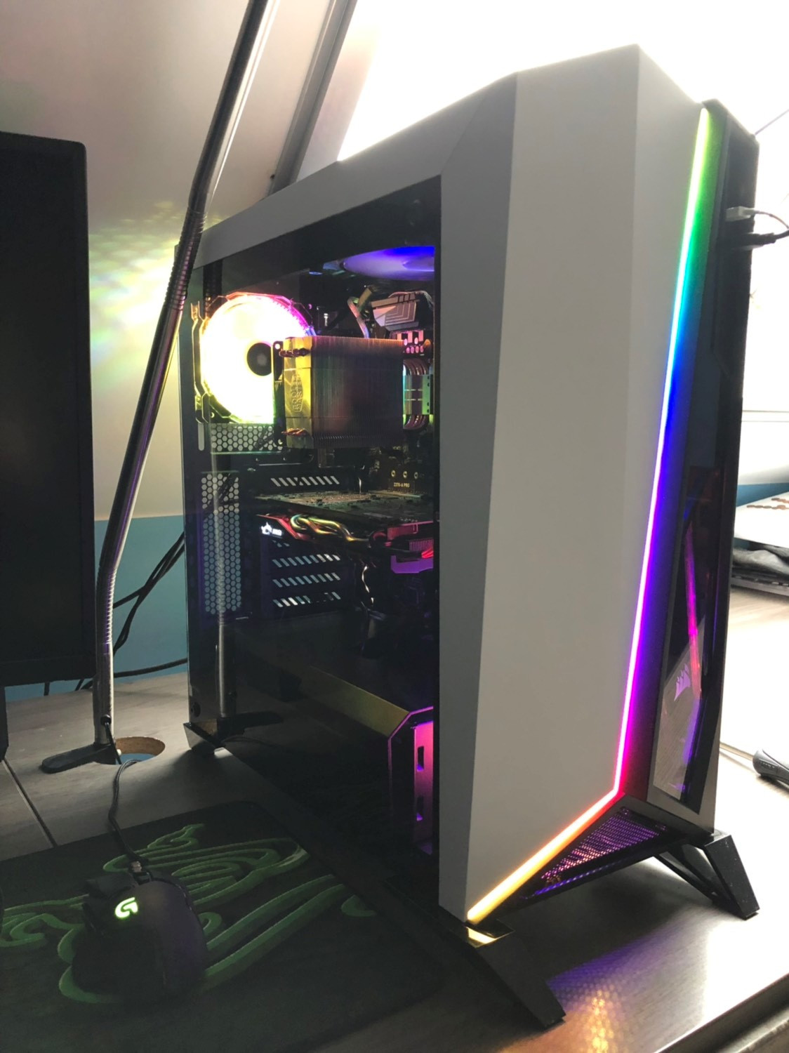 Corsair Spec-Omega RGB Black - Coolblue - Voor 23.59u, morgen in huis